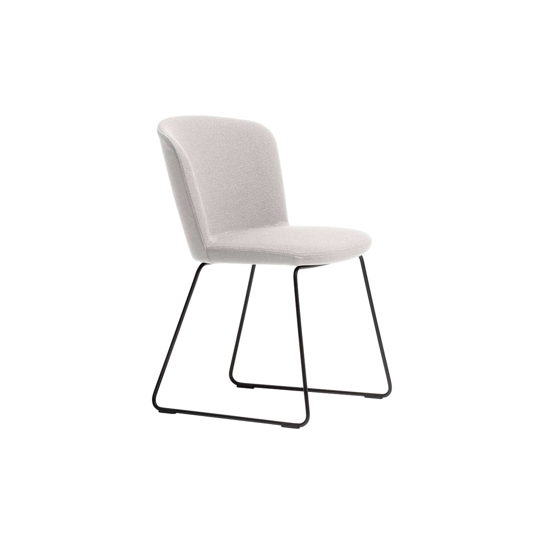 Nym Soft Sled Chair / Estilo Furniture