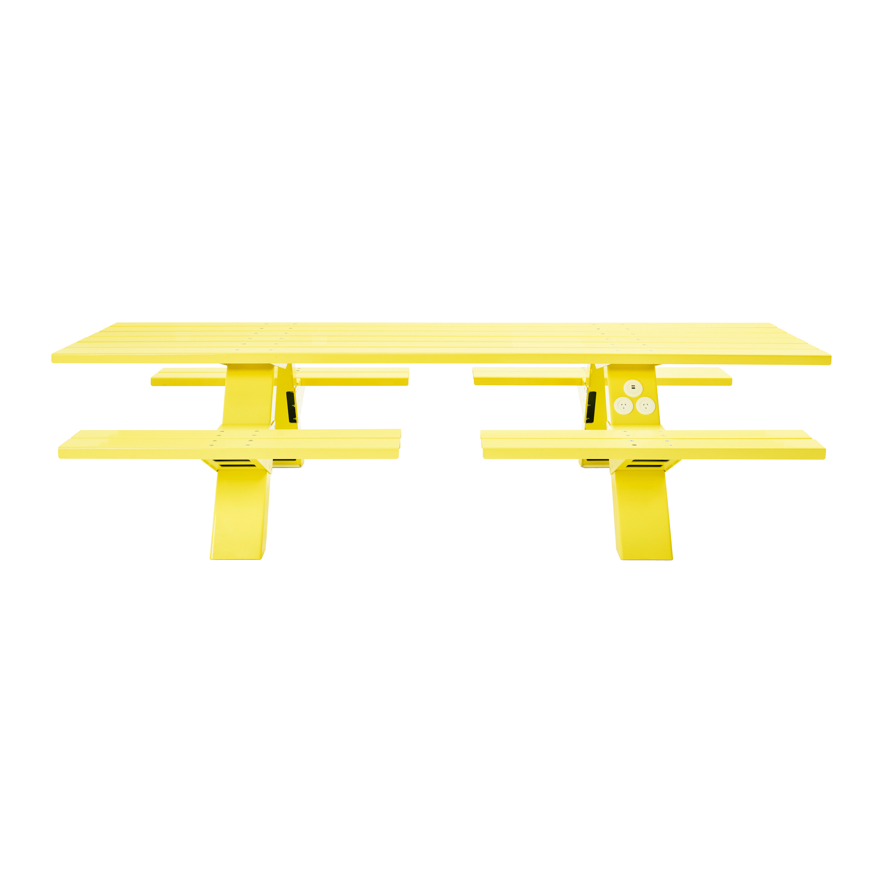 Mass Table / Estilo Furniture